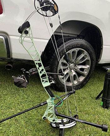 2024 Bows Information: HOYT, MATHEWS, BEAR, BOWTECH and WIN & WIN